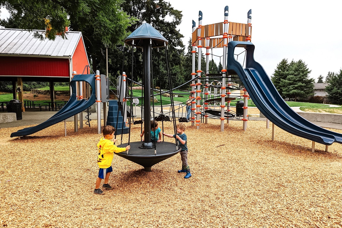 Climb and Play in Kent: Chestnut Ridge Park’s Sweet New Playground | ParentMap